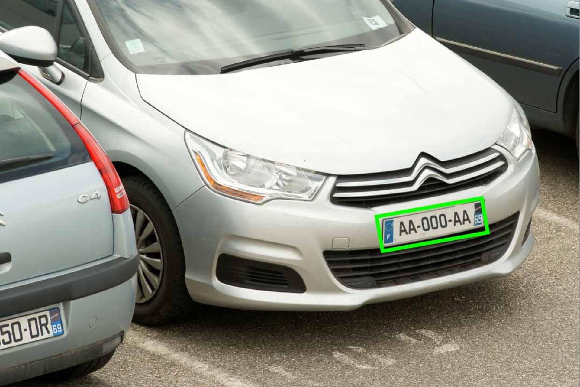 Plaques d’immatriculation : détection en temps réel - ANAVEO